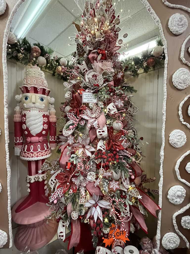 Top 20 Christmas Tree Trends That Will Wow Your Guests!