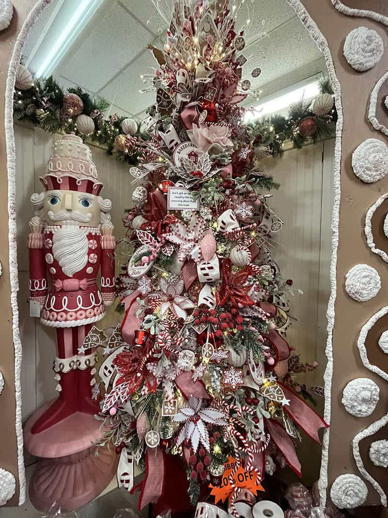 Top 20 Christmas Tree Trends That Will Wow Your Guests!